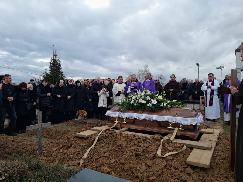 Pokop fra Ivice Vidaka, svećenika franjevačke provincije Bosne Srebrene ...