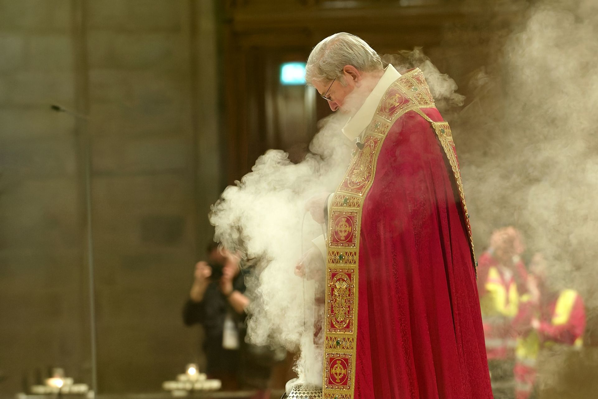 Trnova kruna ponovno izložena u pariškoj katedrali Notre Dame ...
